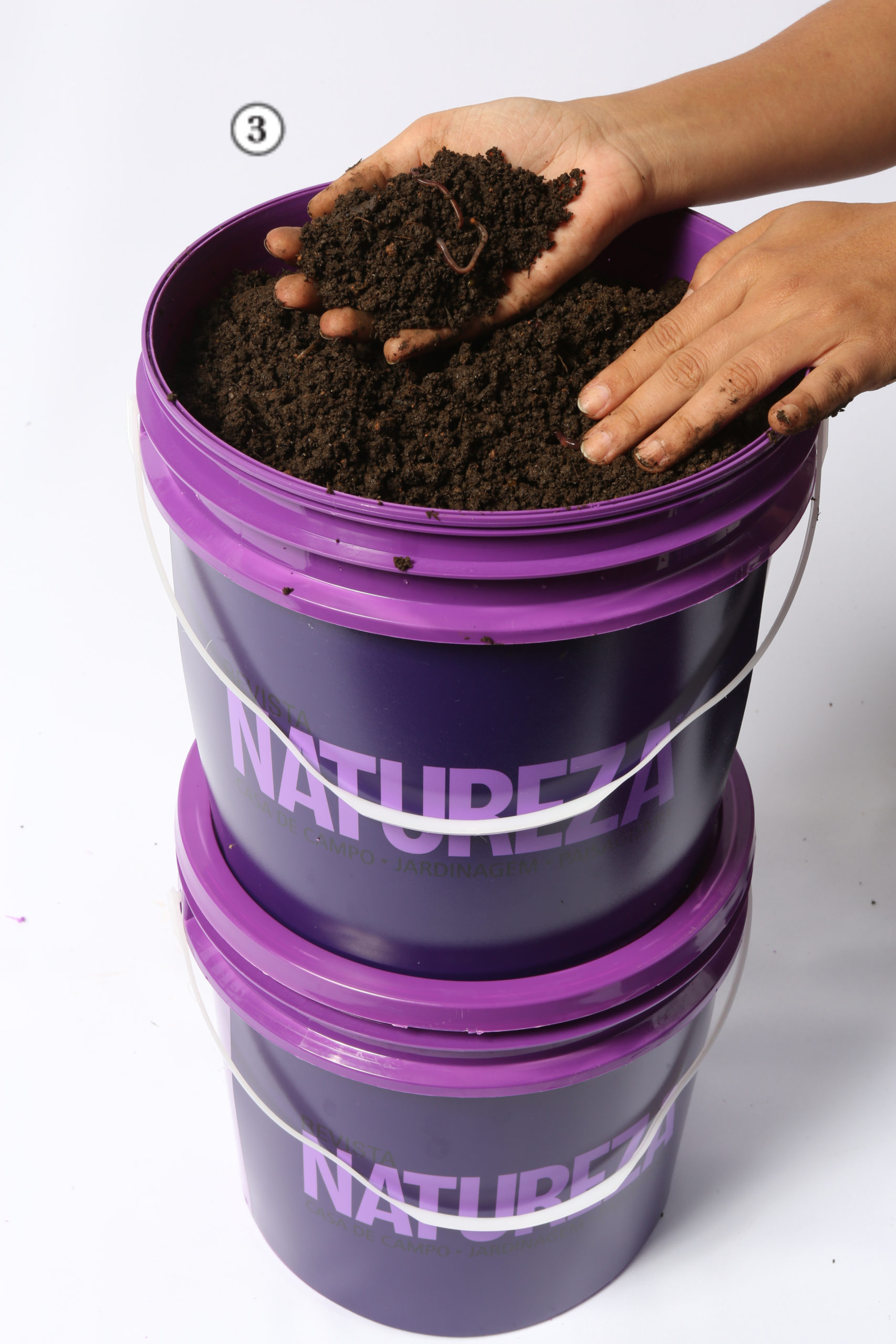 Composteira doméstica - Revista Natureza