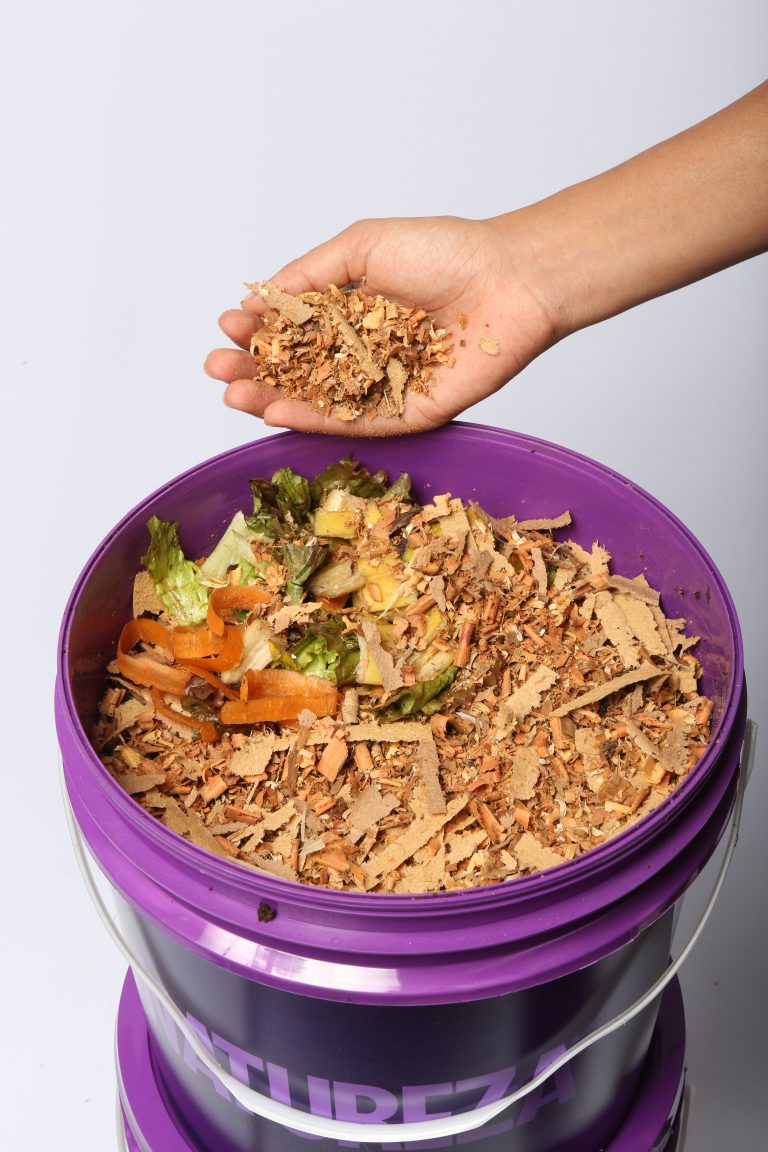 Composteira doméstica - Revista Natureza